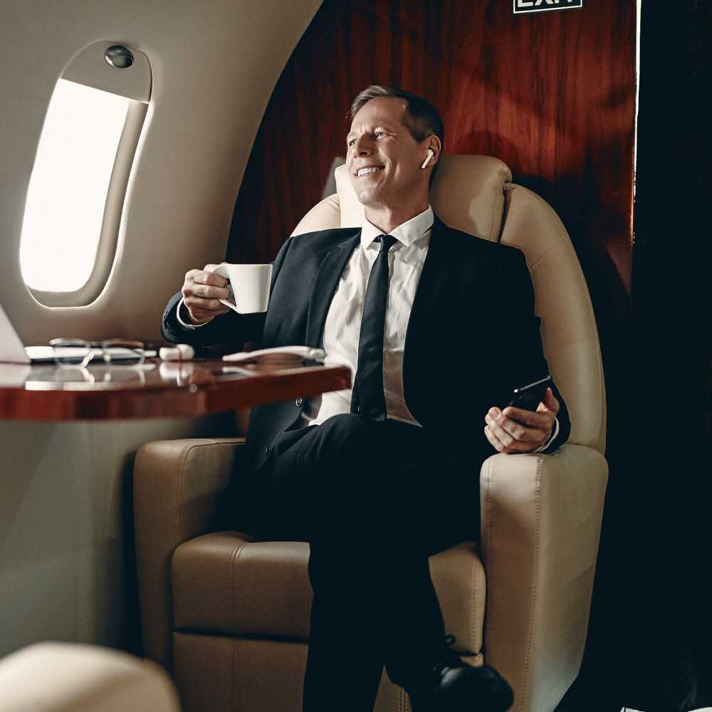 Enjoy Travel and Dining Rewards with Emirates NBD Mastercard